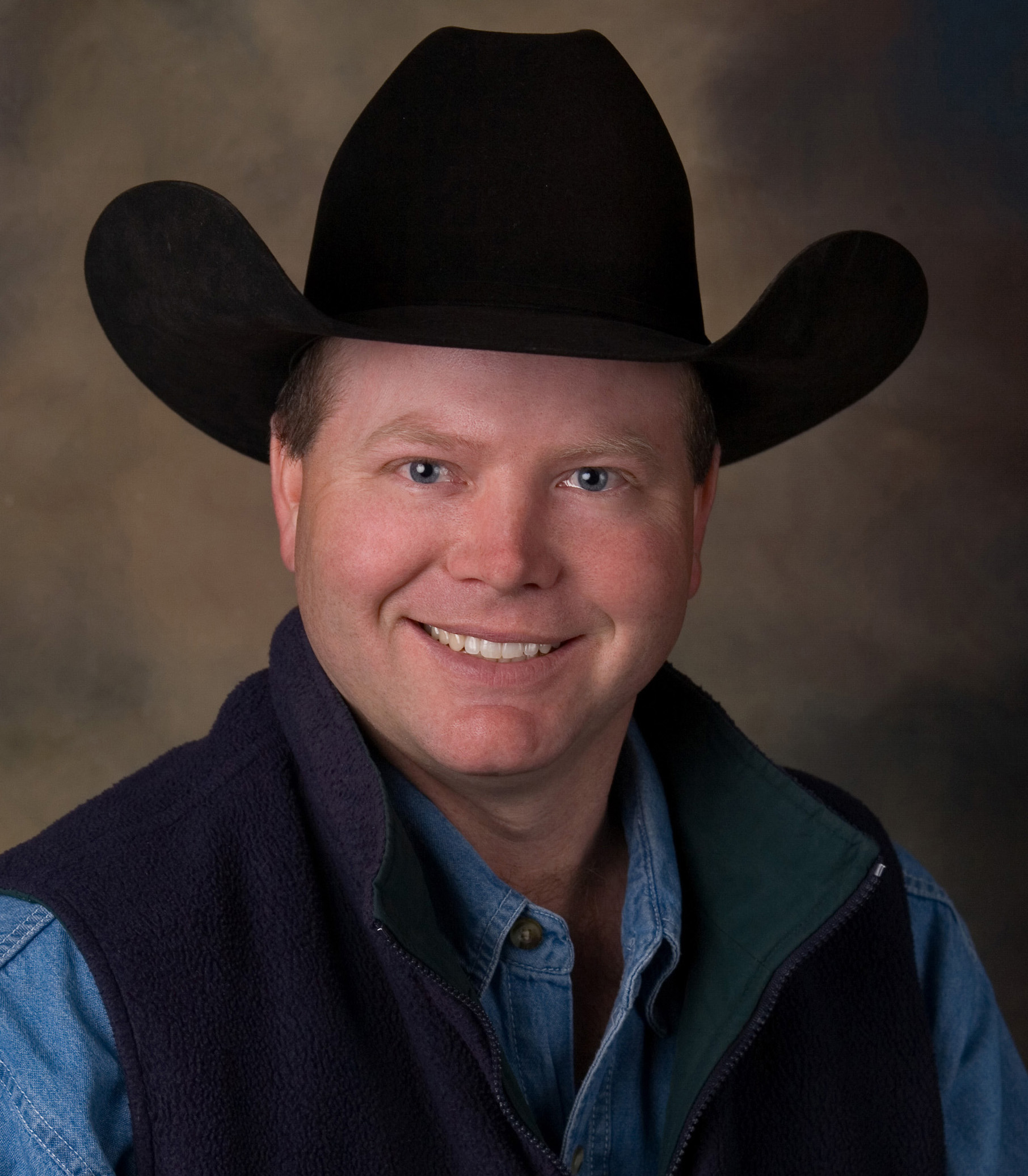 Tim Olson presented with Service to Industry Award